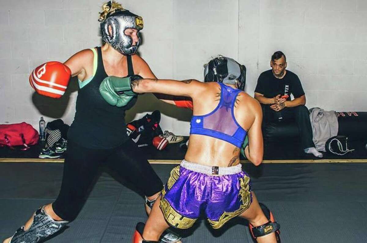 Female MMA fighter: My '12-pound' breasts are making it hard to agree ...