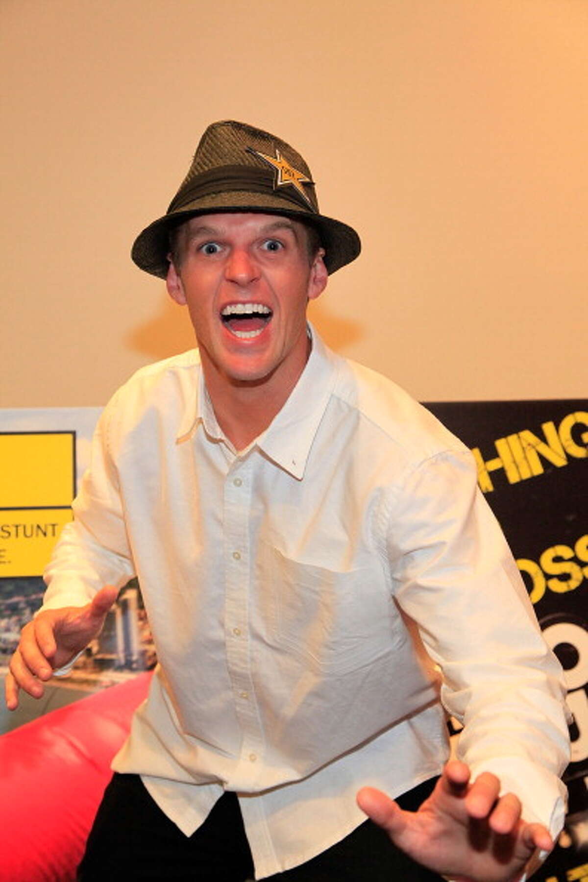 BASE jumper Erik Roner dies in skydiving accident