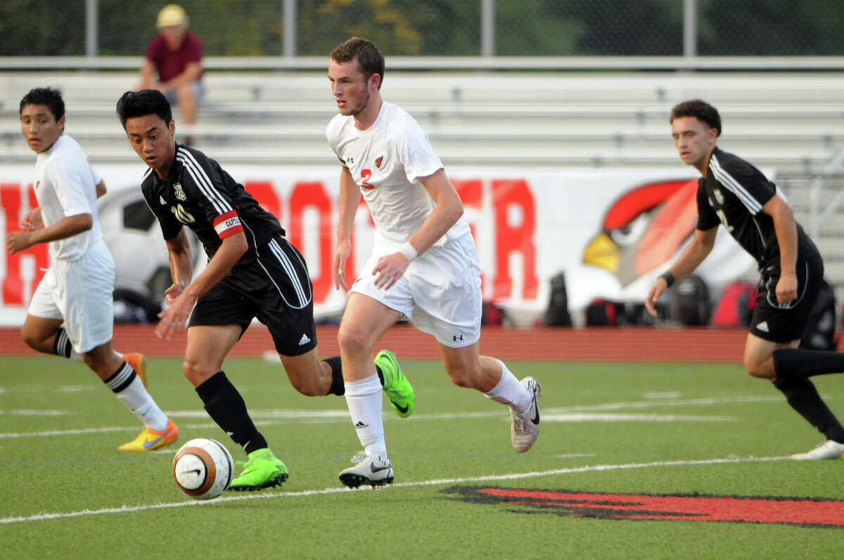 Bartels, MacLean lead Greenwich soccer team past Trumbull