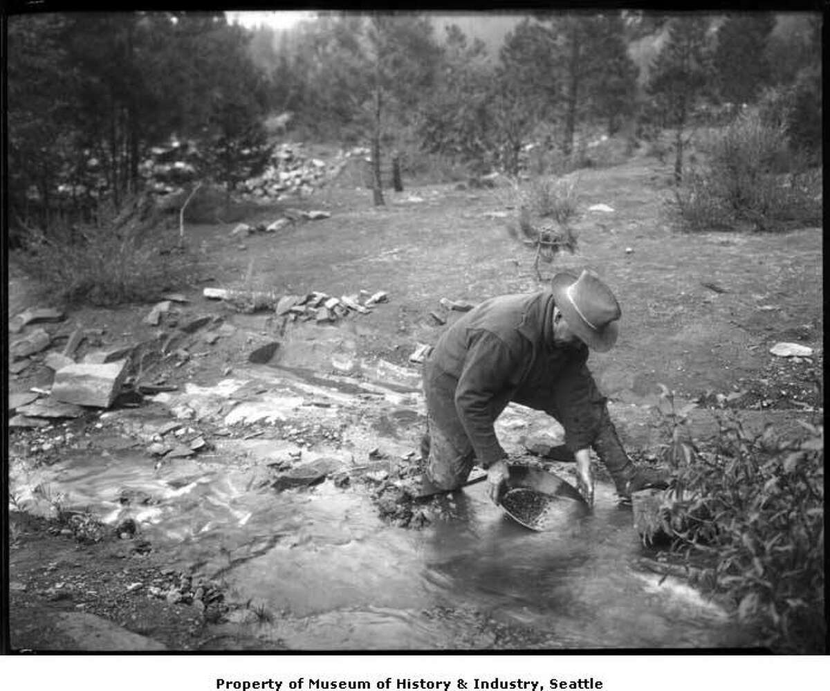 A look at Seattle during the Klondike Gold Rush, when the population surged