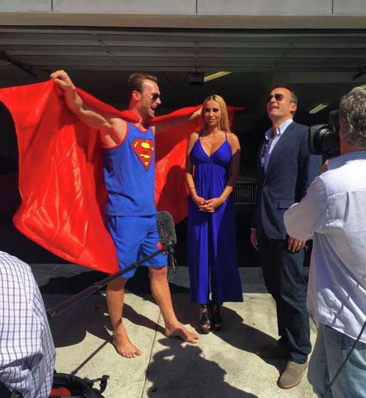 This Hollywood couple's giant party house is drawing comparisons to the ...