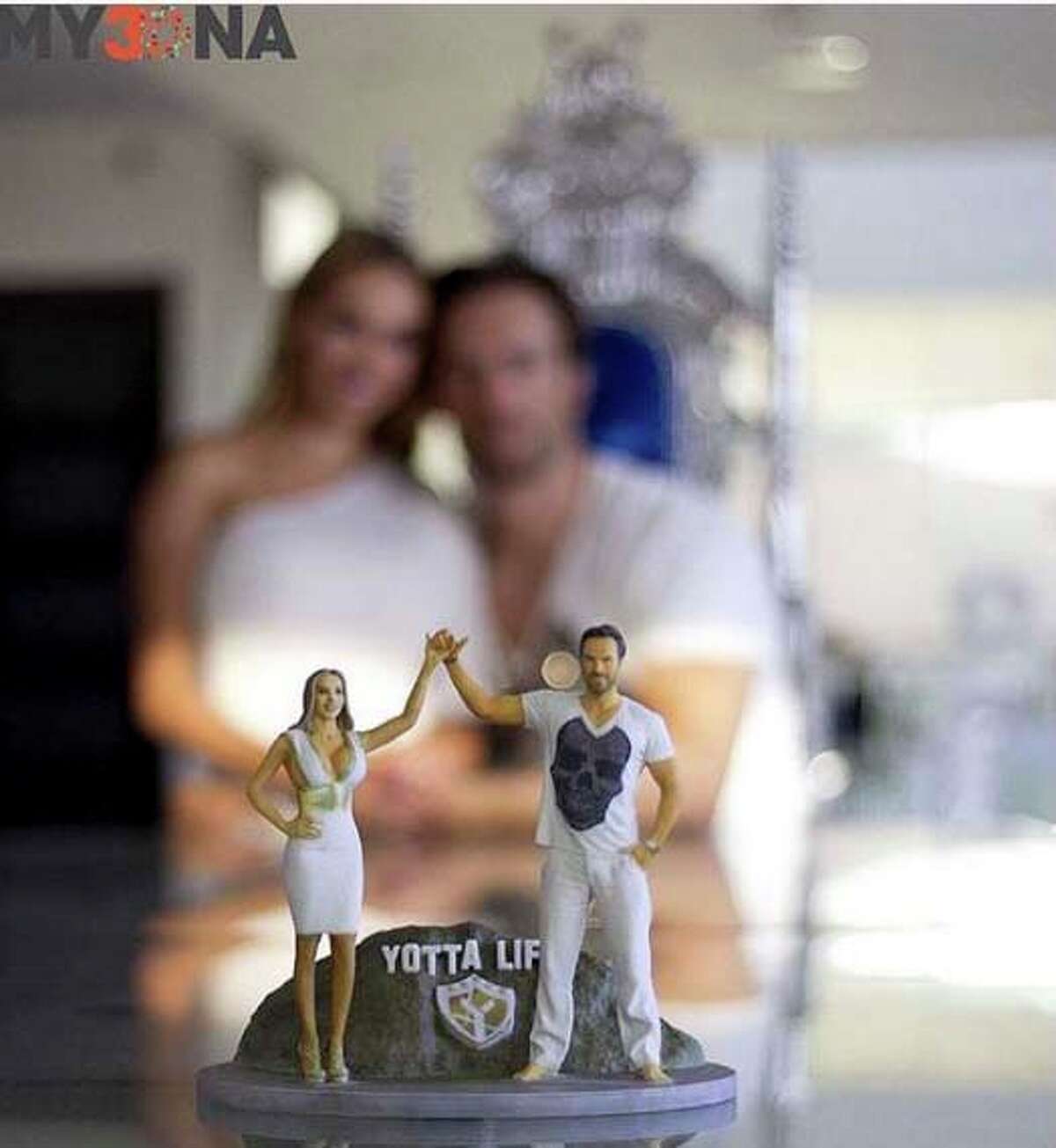 This Hollywood couple's giant party house is drawing comparisons to the ...