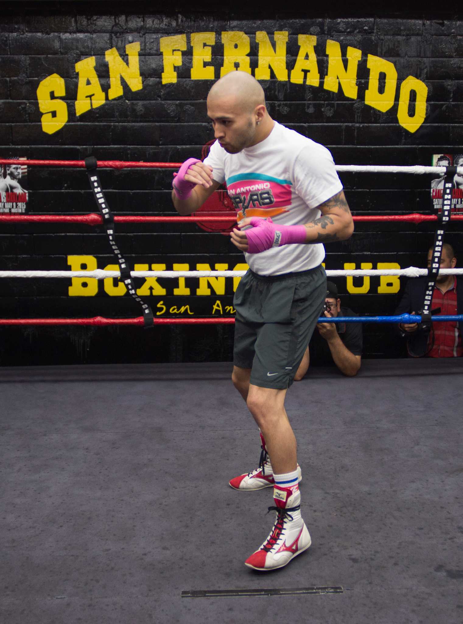 James Leija Jr. wins to stay unbeaten