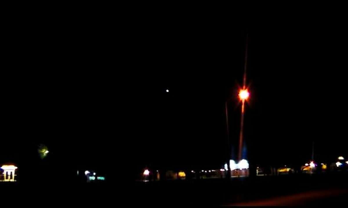 UFO spotted over Waco fools no one, not even tin-foiled alien hunters