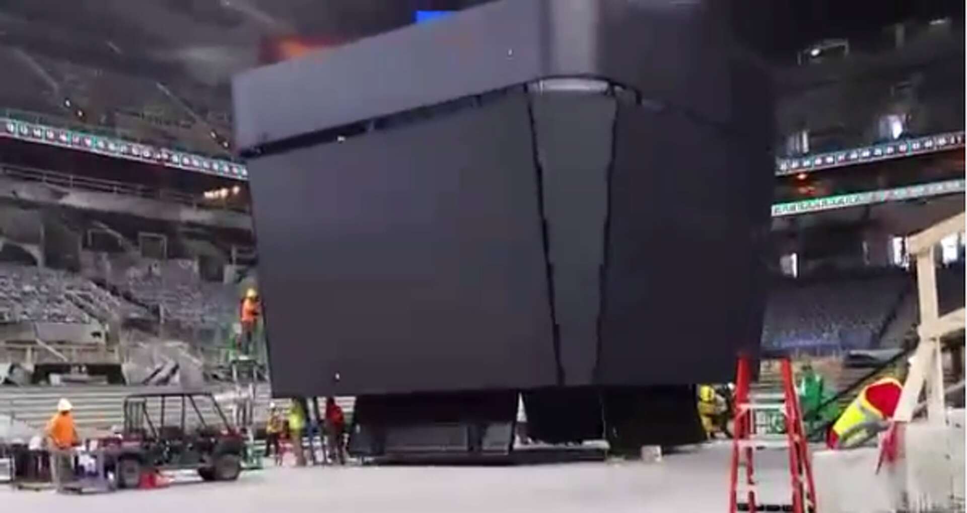 Leaked photos show San Antonio Spurs' new, huge scoreboard being ...