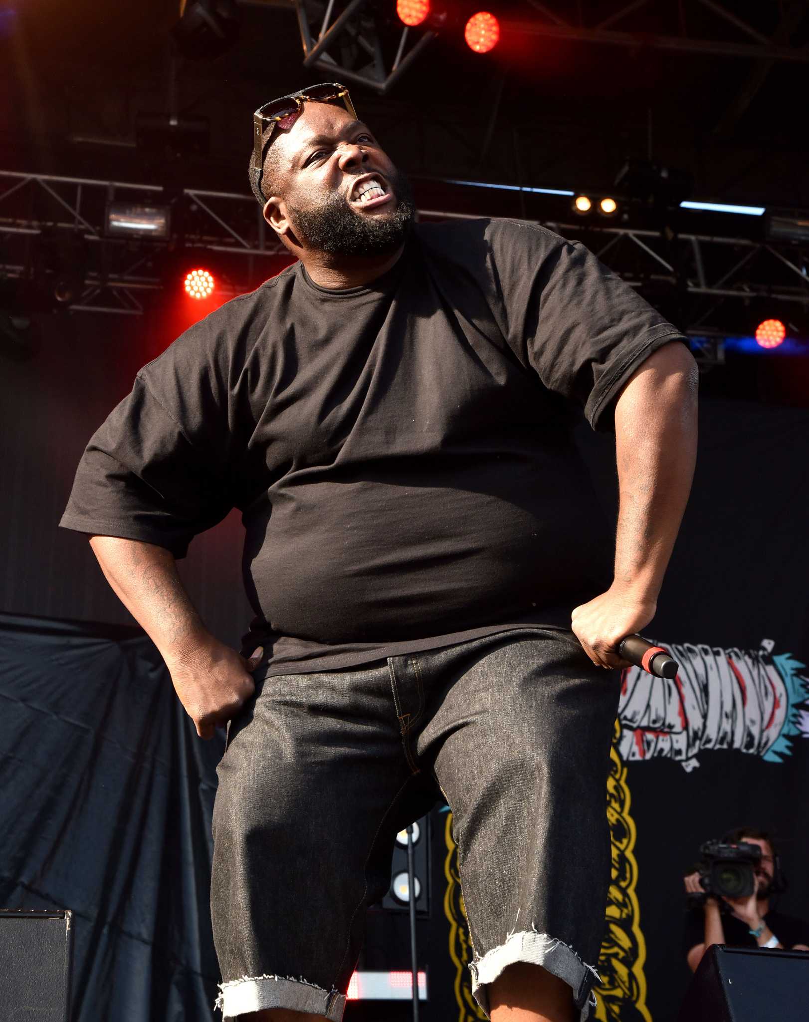 BFFs Killer Mike, Bernie Sanders talk politics over chicken and yams