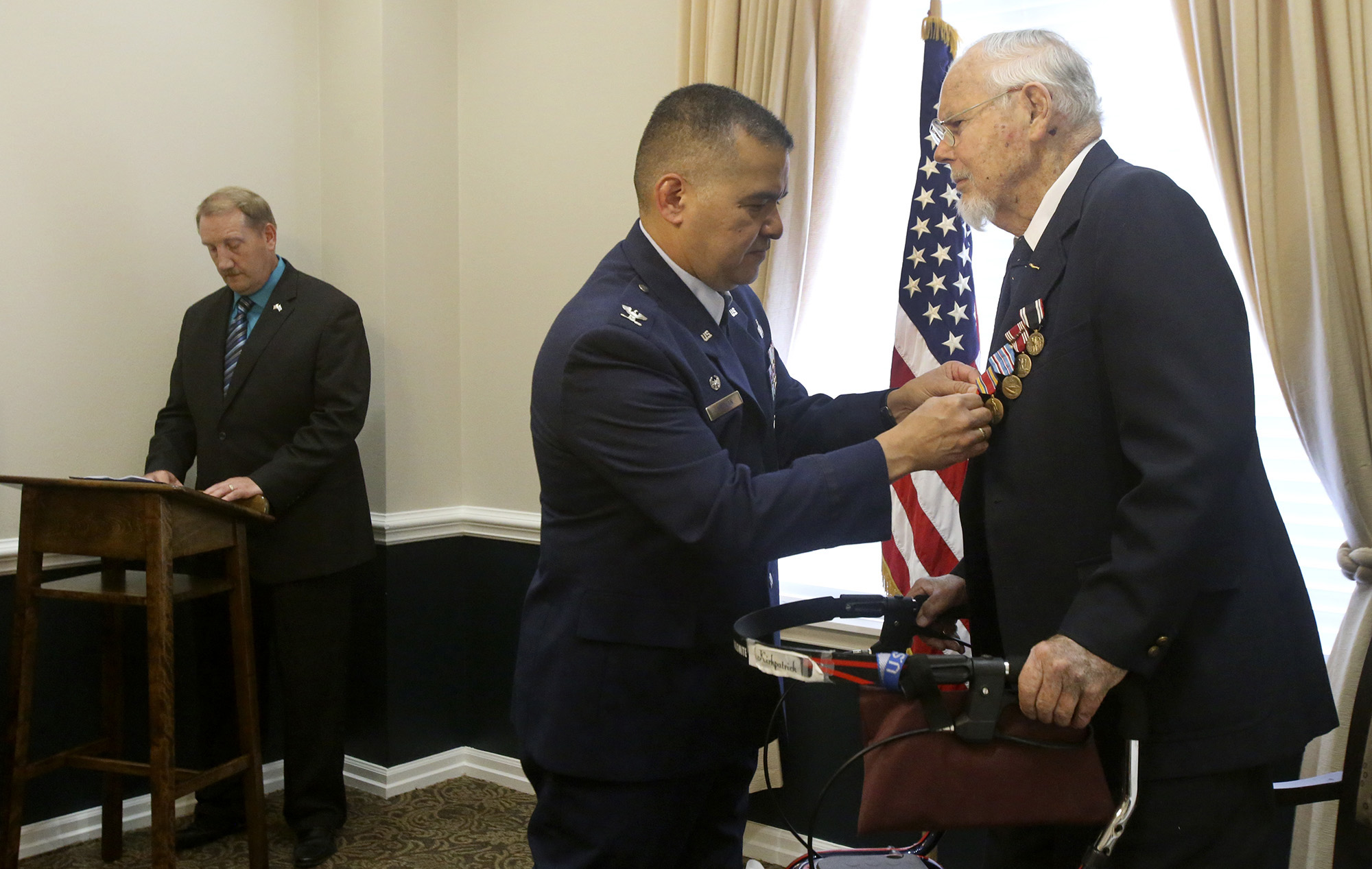 WWII hero awarded for his bravery during time as prisoner of war