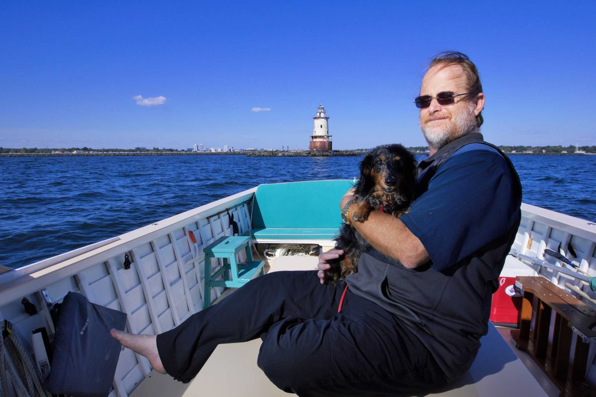 Stamford lighthouse owner wants to sell, but not to just anyone