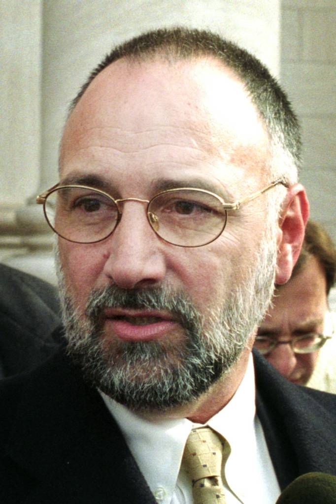 Jury deliberates in Botti corruption case