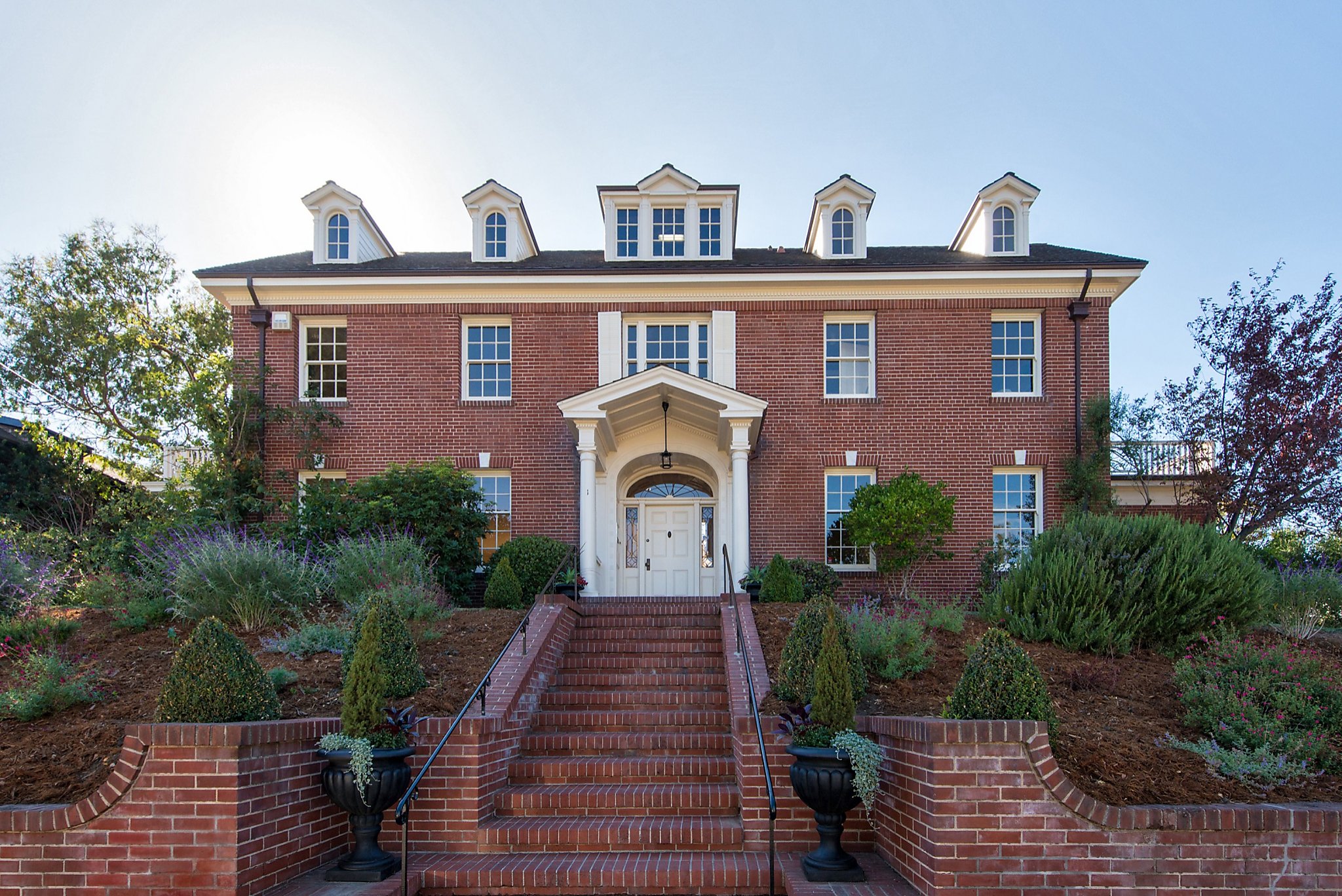 Julia Morgan-designed Georgian Revival remains coveted, timeless and ...