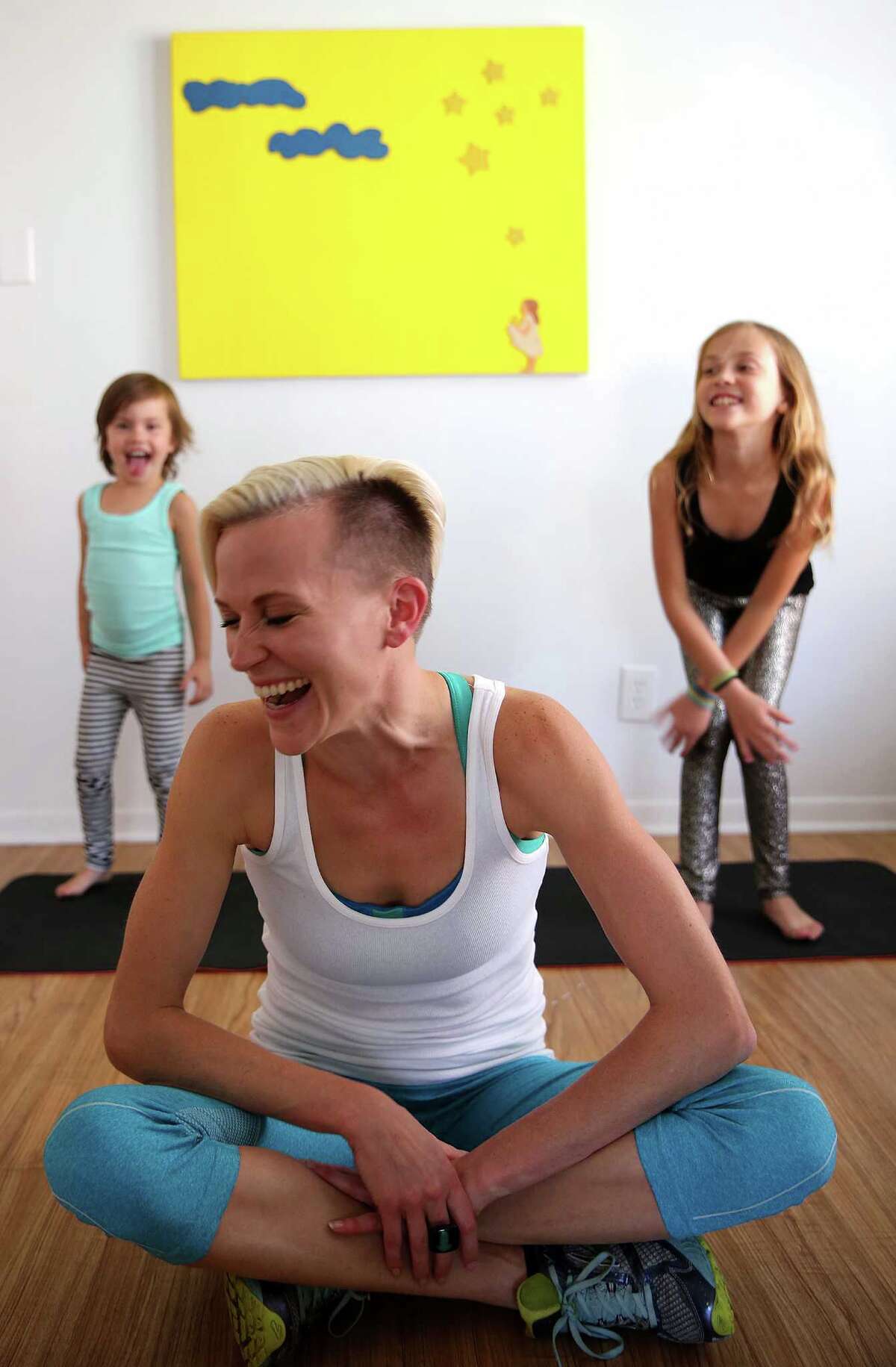 Momma Strong teaches women about strength