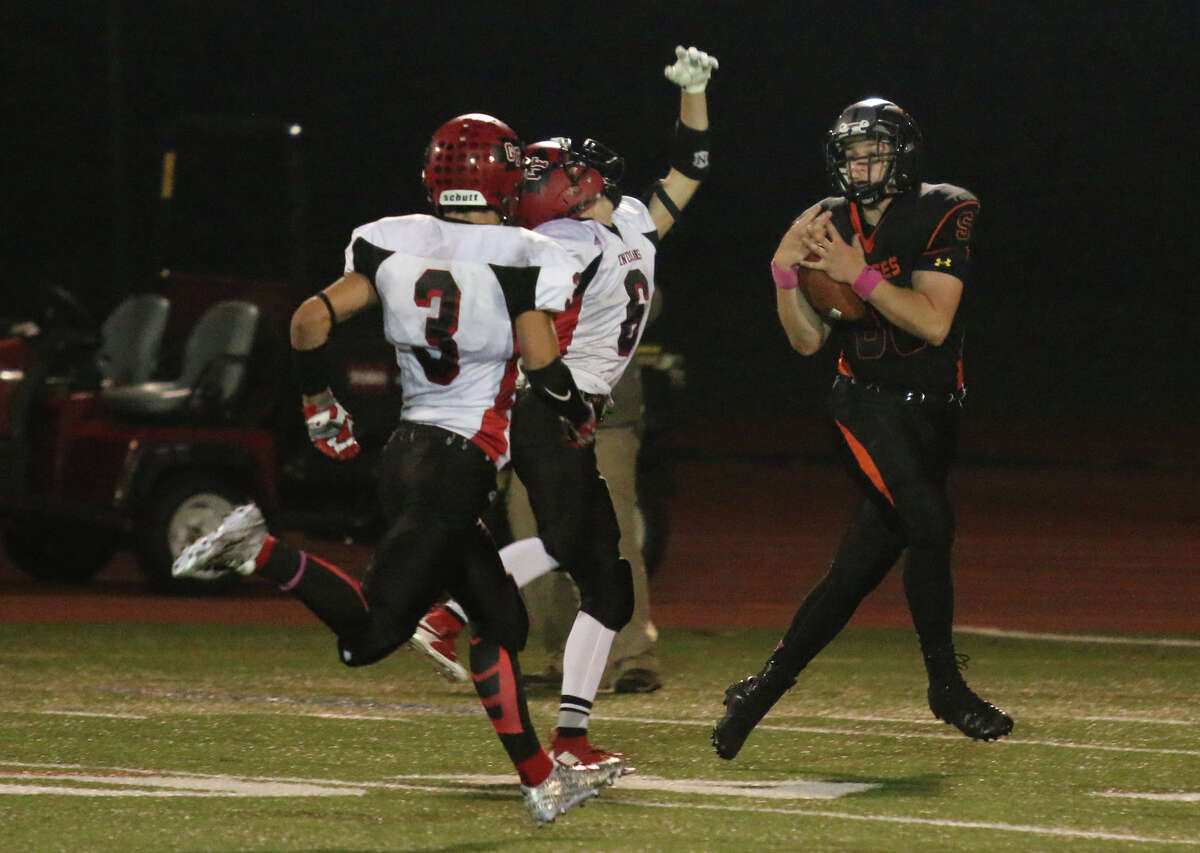 Schuylerville football uses early momentum swing to top Glens Falls