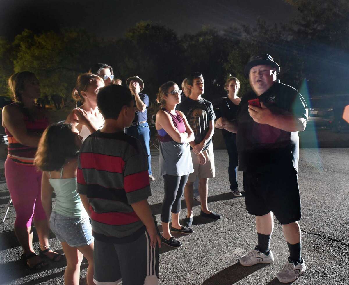 How to enjoy the big and bright stars at night in Texas