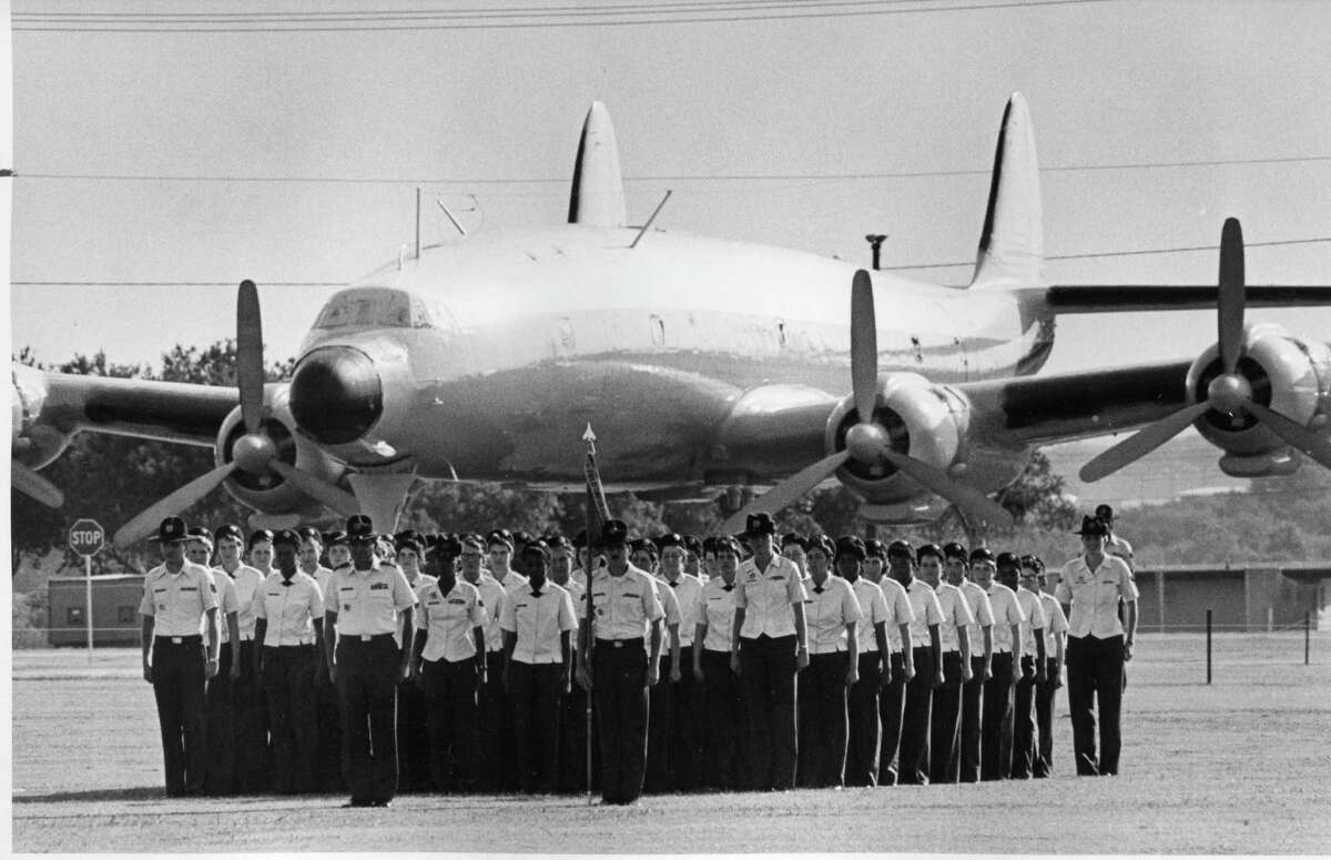 Vintage photos: Air Force basic training and recruit life in San Antonio