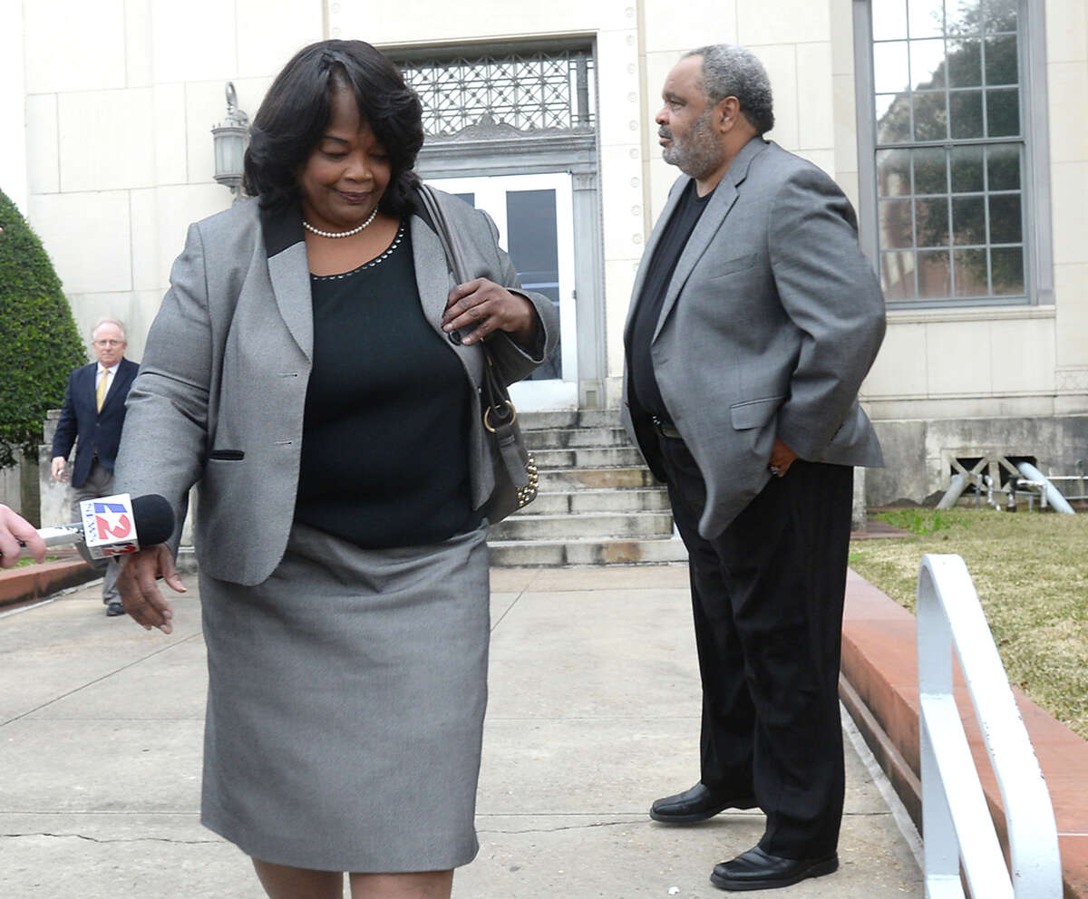 Patricia Lambert trial date moved to 2016