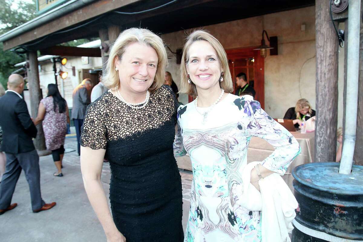 Zoo breaks fundraising record at lion conservation gala