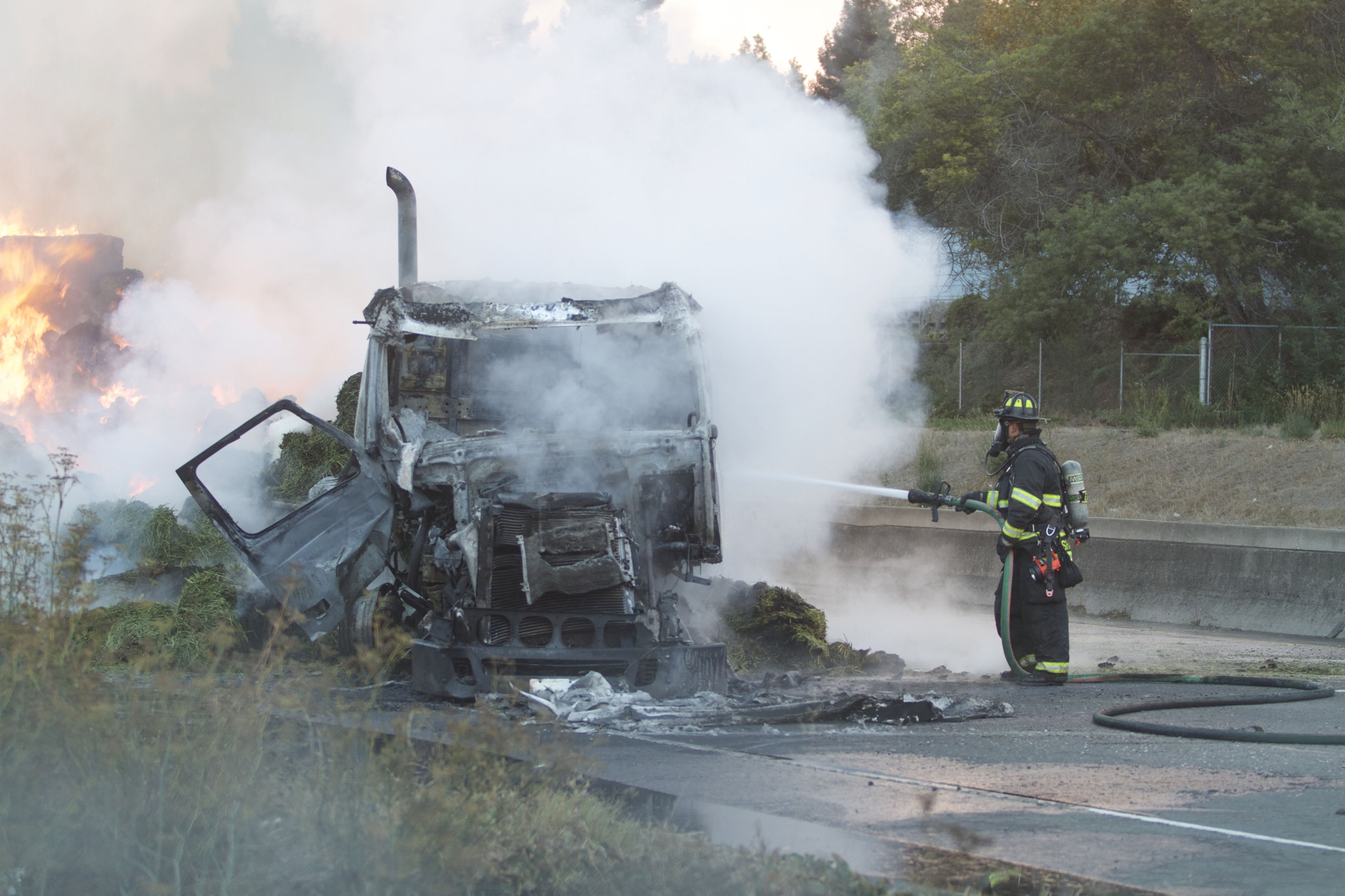 Two big-rig crashes caused commuter chaos in North and East Bay