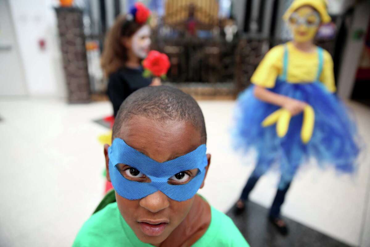 Do-it-yourself Halloween costumes can be easy, inexpensive