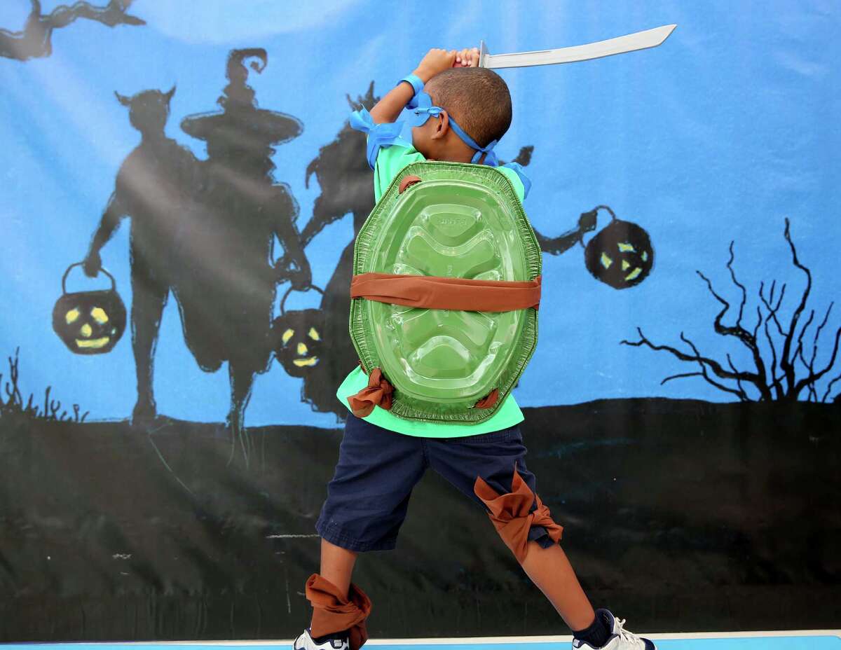 Do-it-yourself Halloween costumes can be easy, inexpensive