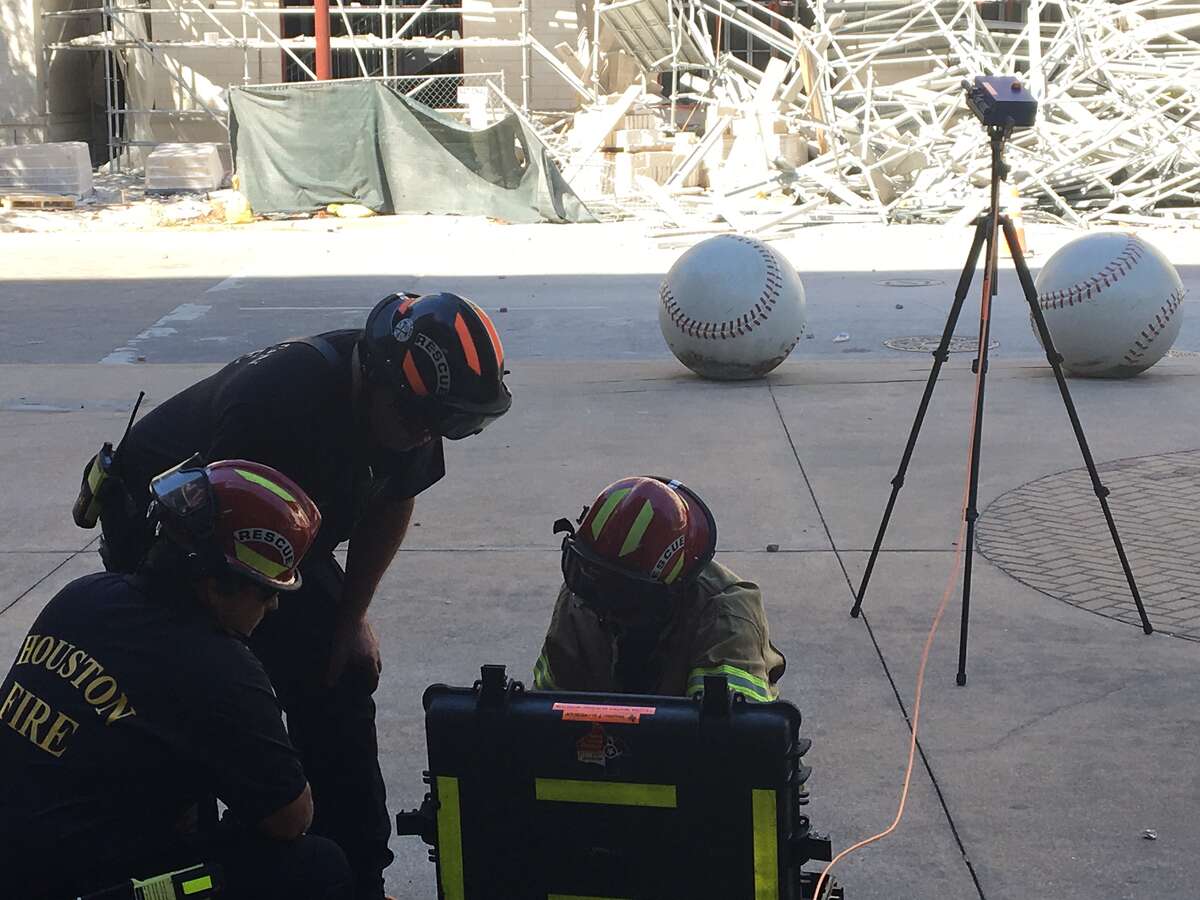 Construction scaffolding collapses near Minute Maid Ballpark; several ...