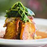 Chef gets creative (mango mole, anyone?) at Los Moles - SFGate