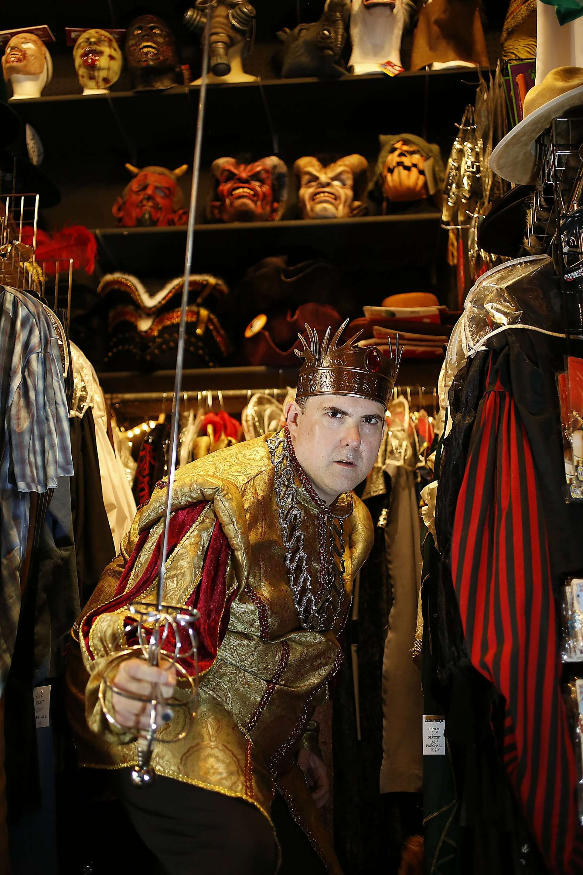 Simple to sexy: S.F.’s Halloween costumes through the ages