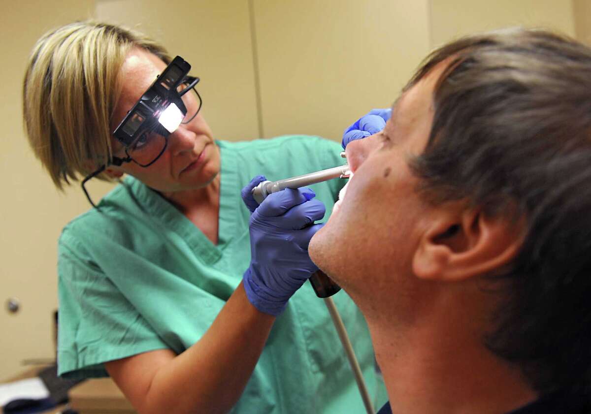 Balloon sinuplasty an alternative to traditional sinus surgery