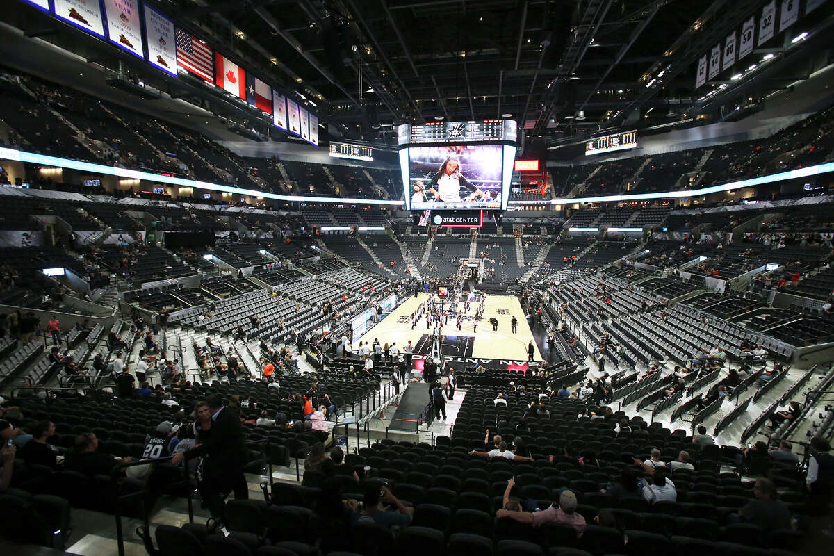 A new AT&T Center means new food choices to snack on at Spurs games