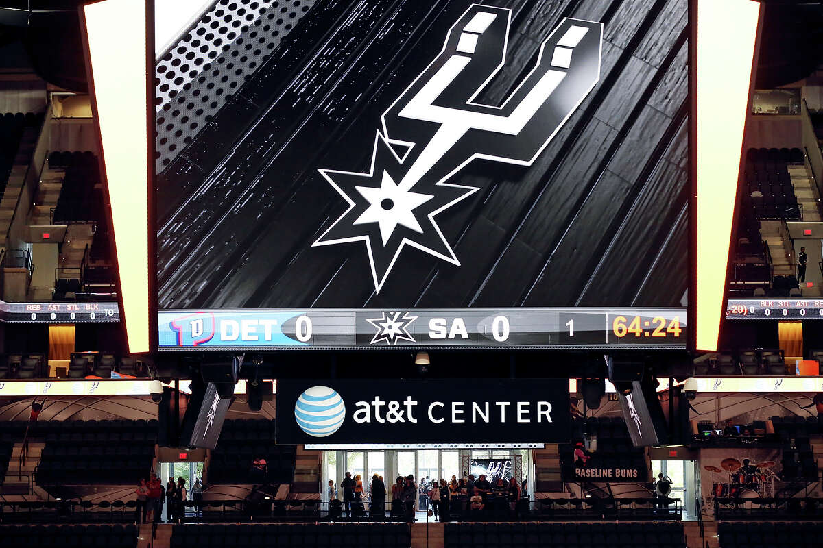 AT&T Center receives positive reviews from fans, officials