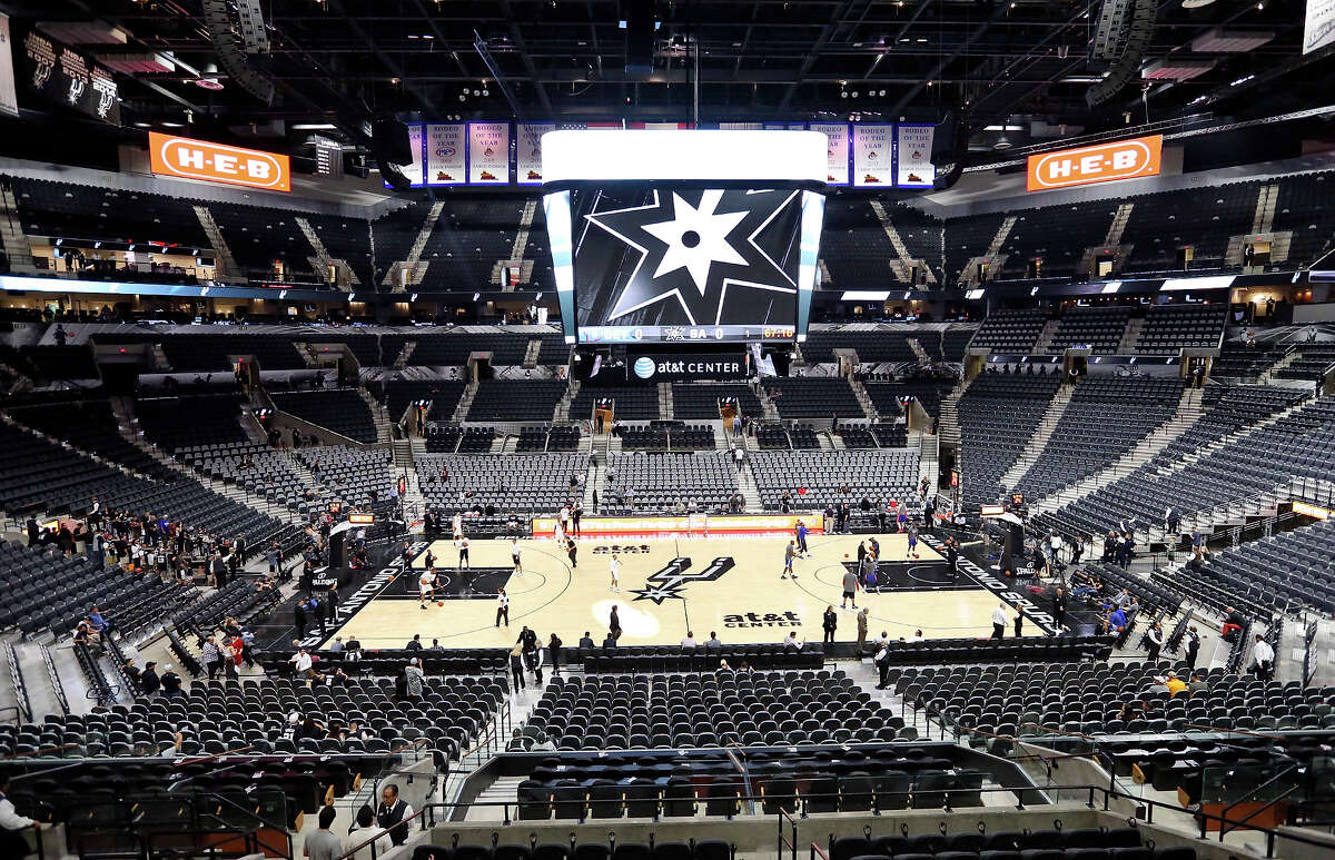 AT&T Center receives positive reviews from fans, officials
