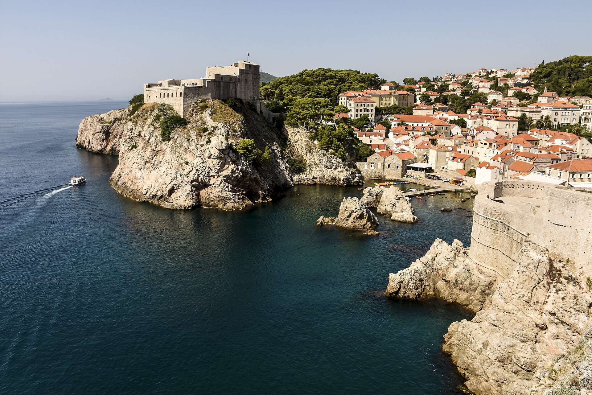 Croatia cycling tour offers ancient sites, island vistas