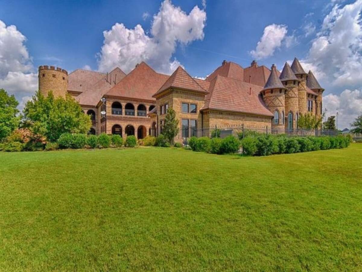 Castle-like mansion in Southlake, Texas going to auction
