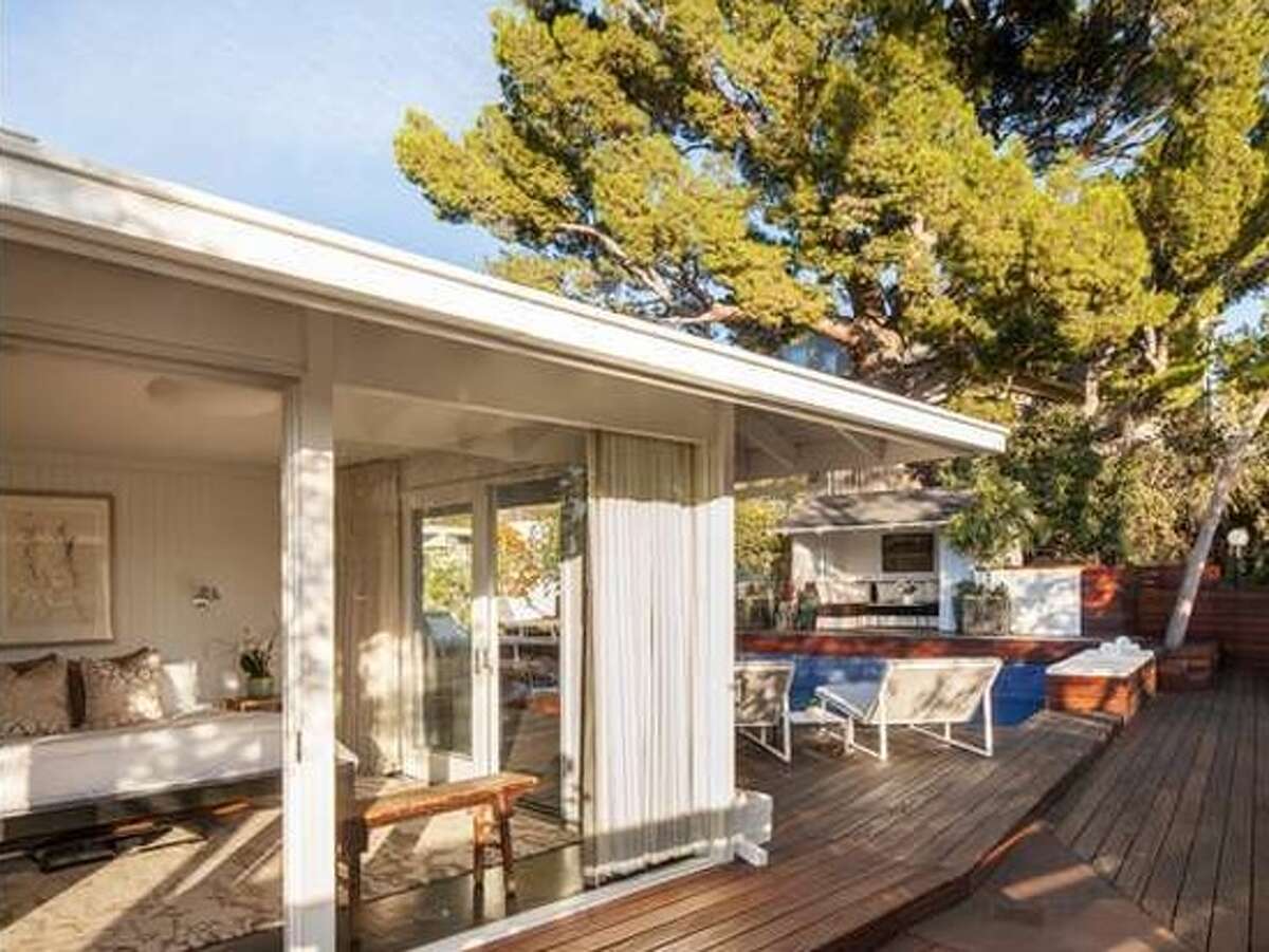 Actor Jonah Hill lists Hollywood home with a celebrity pedigree for $2. ...