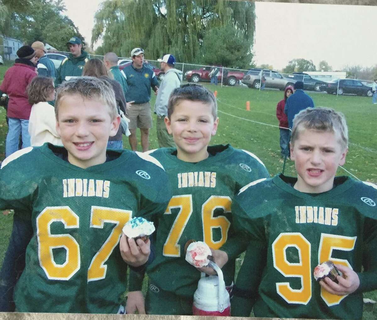 Family ties help propel Ravena football