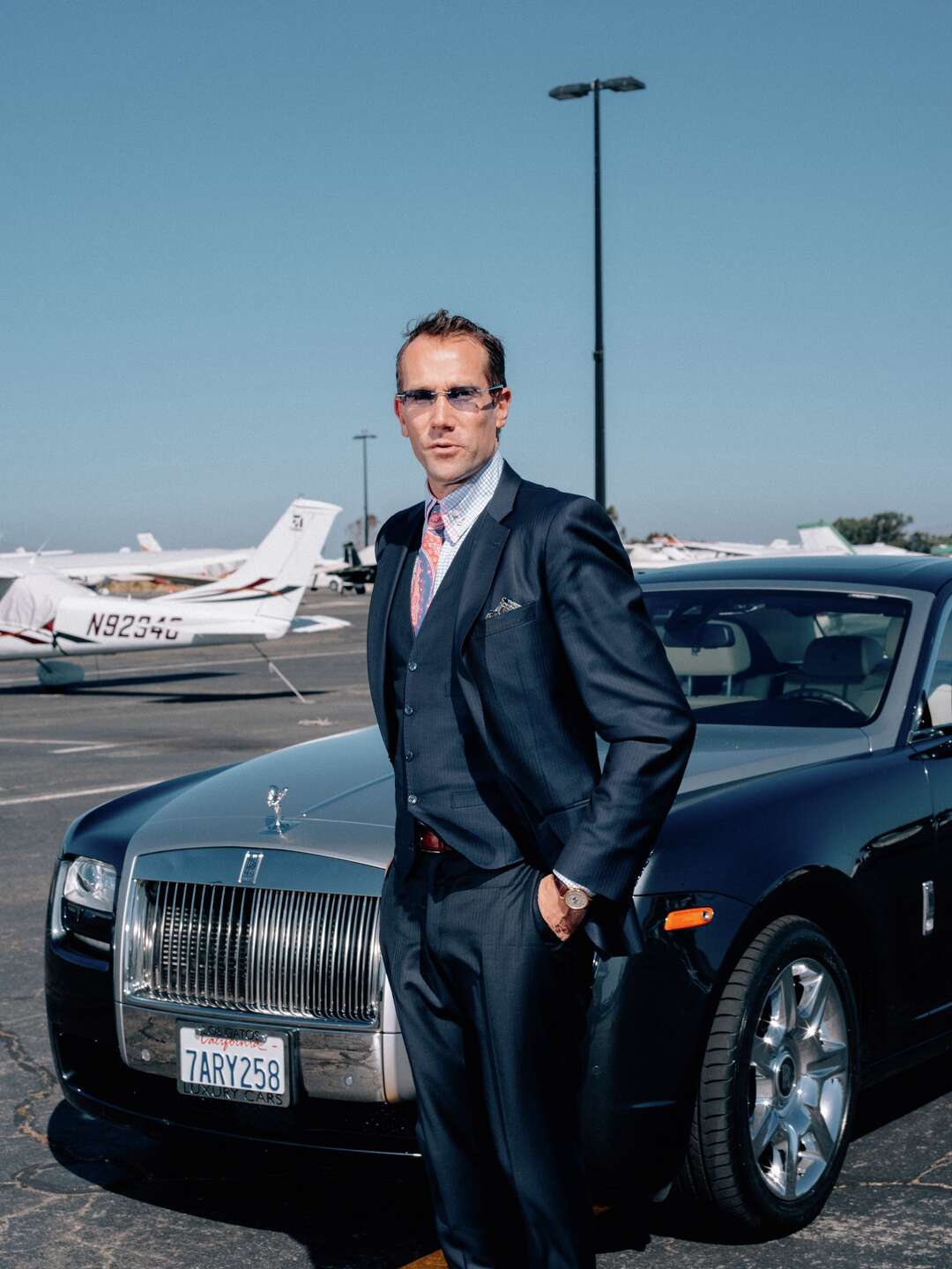 Inside real estate super-agent Ken DeLeon's bling dynasty