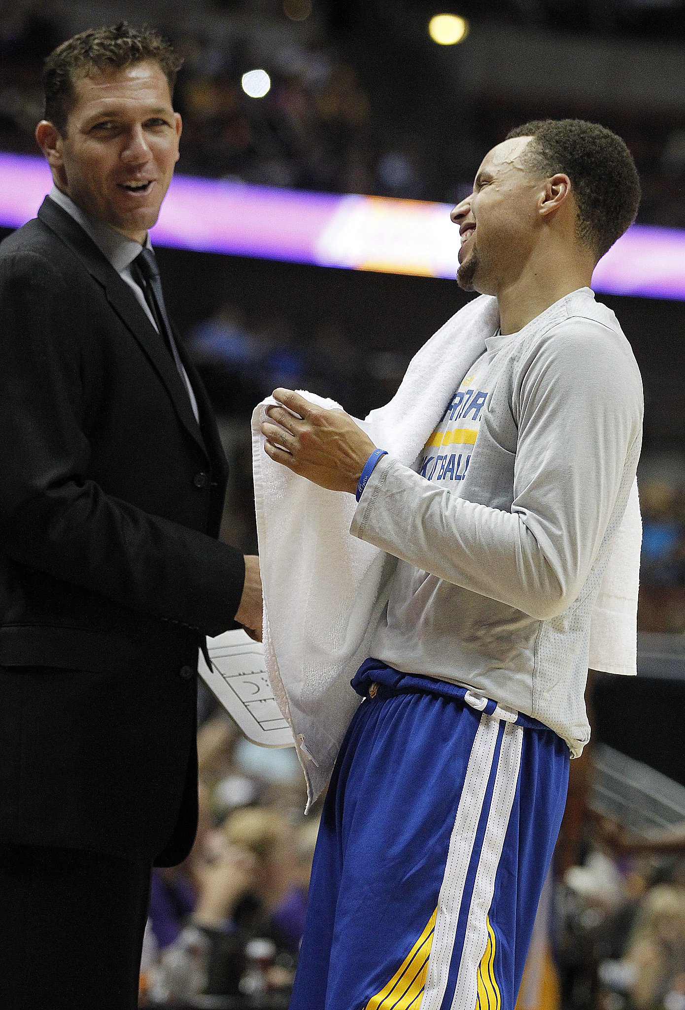 Luke Walton will coach Warriors in season opener