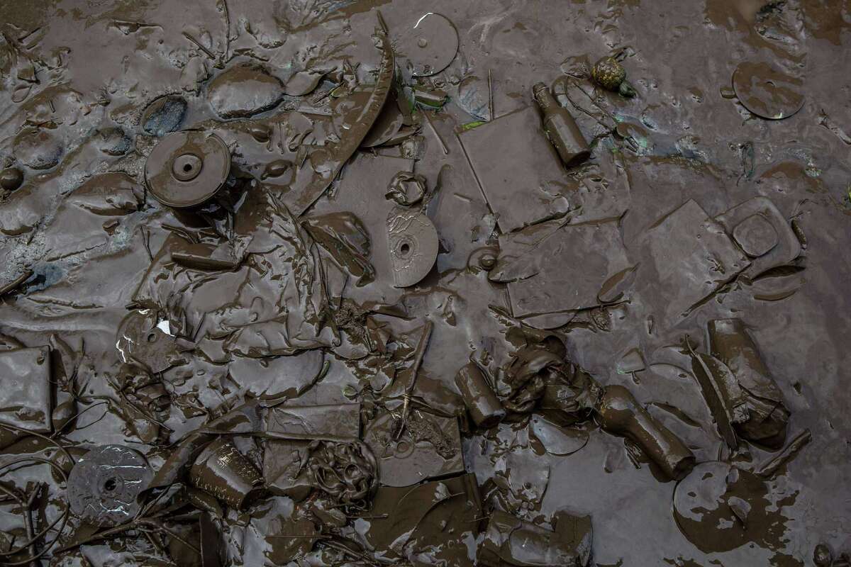 Raw video shows Texas rescue workers pulling dog, man from submerged ...