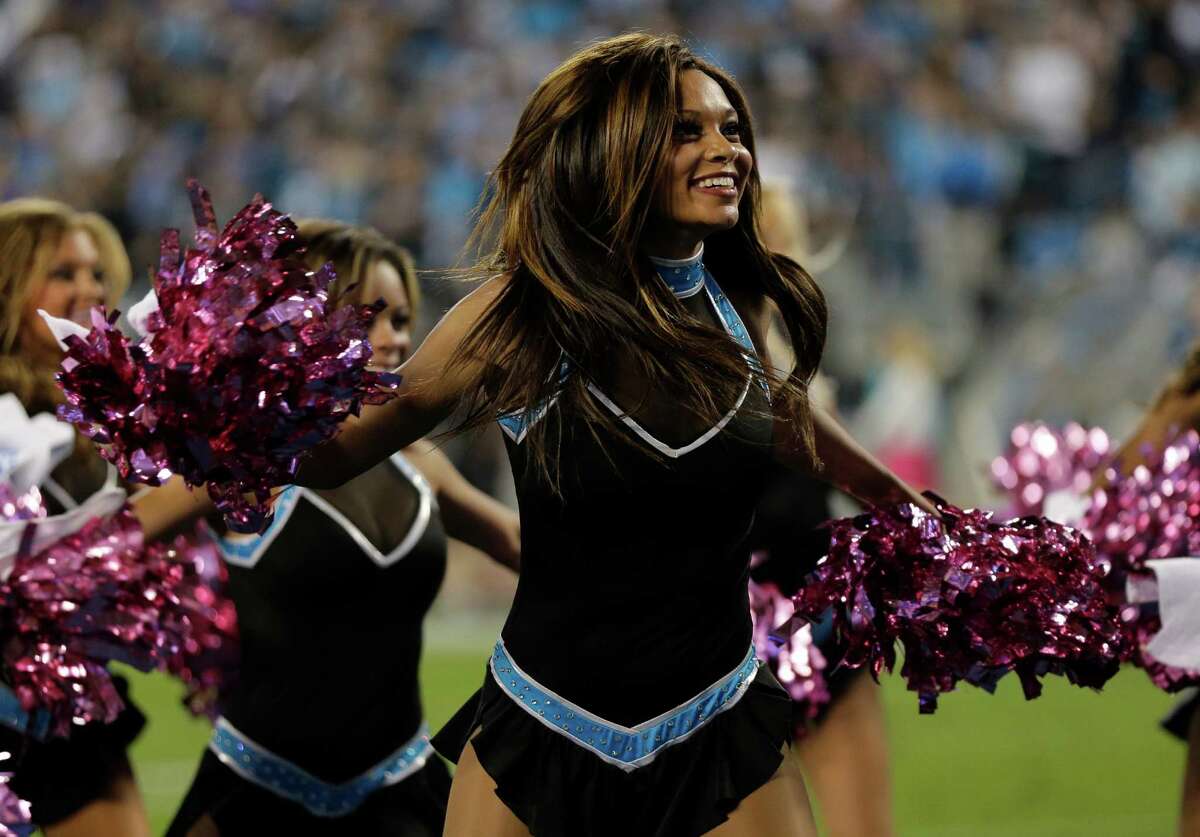 2015 NFL cheerleaders: Week 7