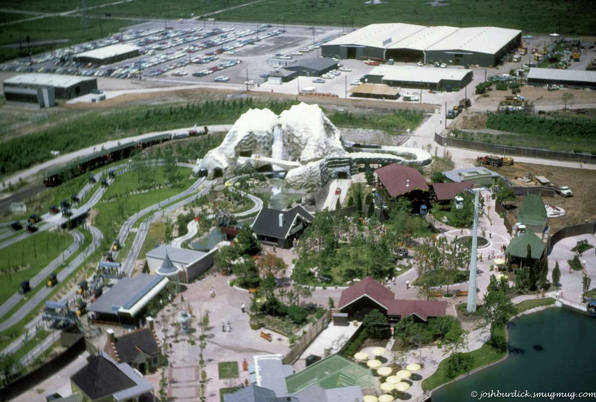 Vintage photos: Remembering Houston's Six Flags AstroWorld on National ...