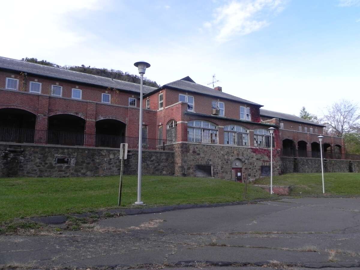 Connecticut's most haunted places