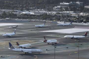 3 SFO security screeners charged with smuggling cocaine
