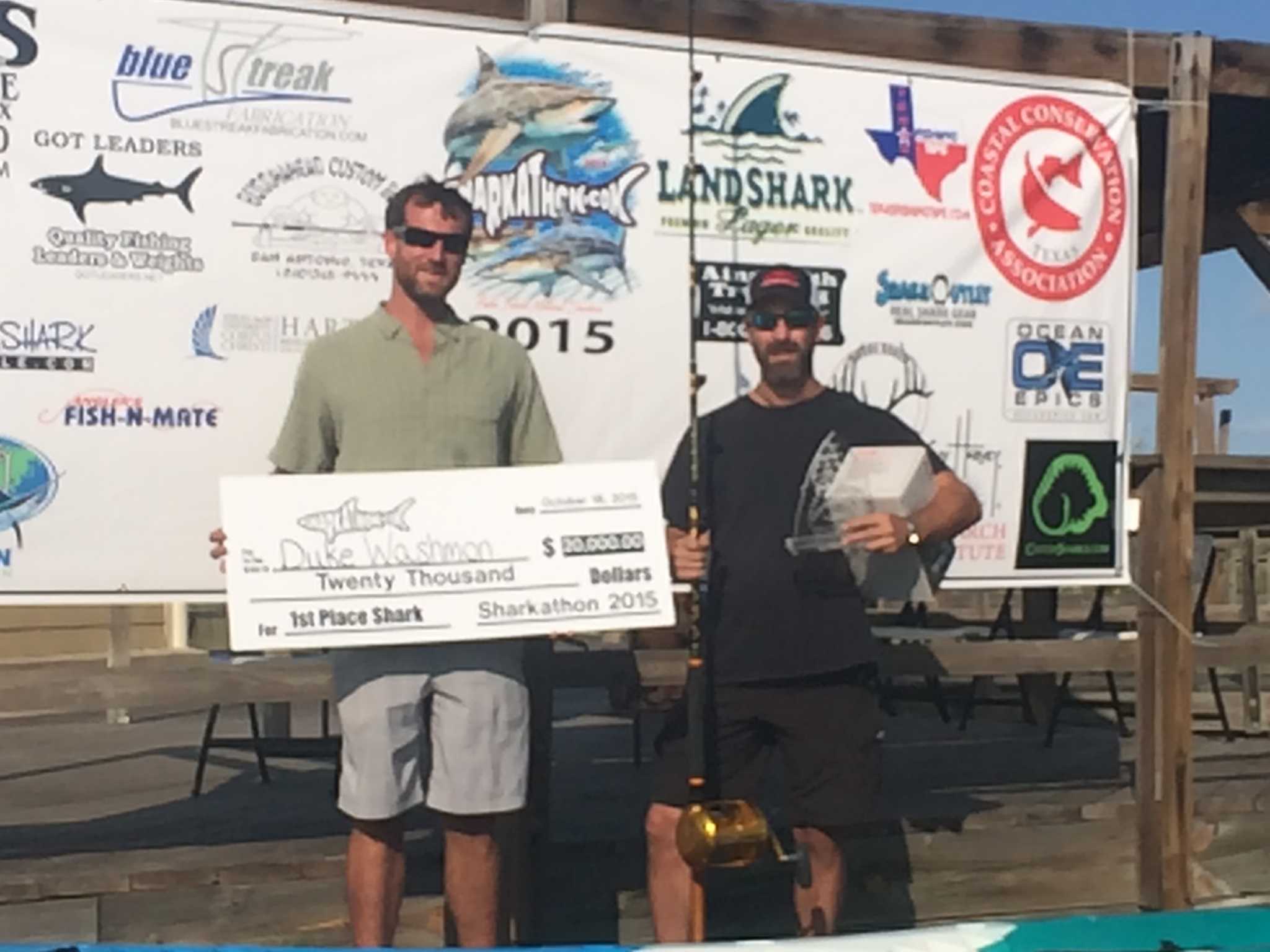 San Antonio-area man catches huge bull shark on Texas coast, wins ...