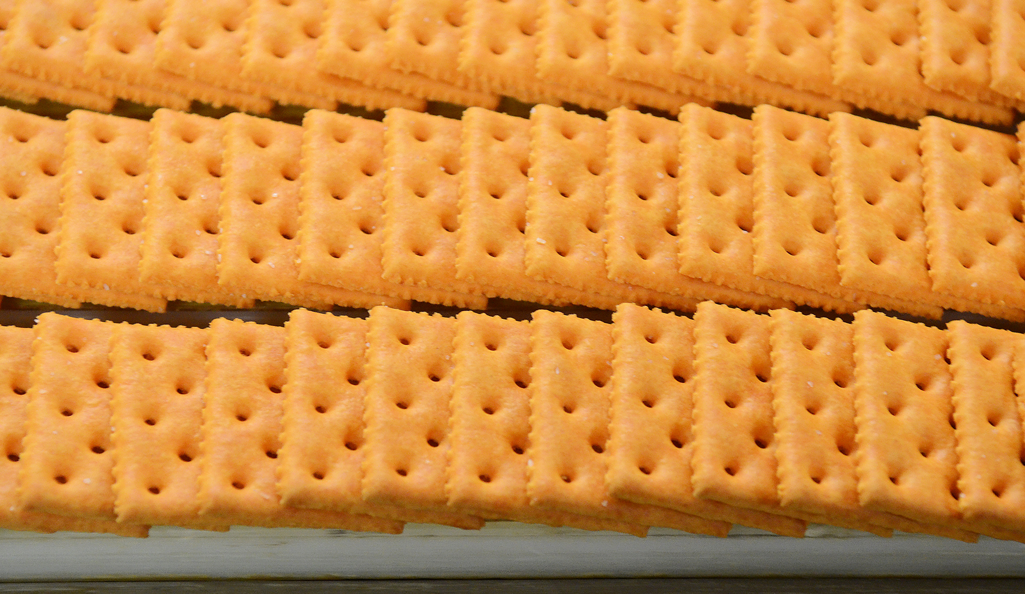 Snyder's-Lance buying Diamond Foods