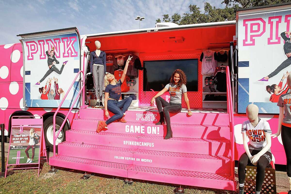 UTSA lights up for epic Victoria's Secret party starring Zedd