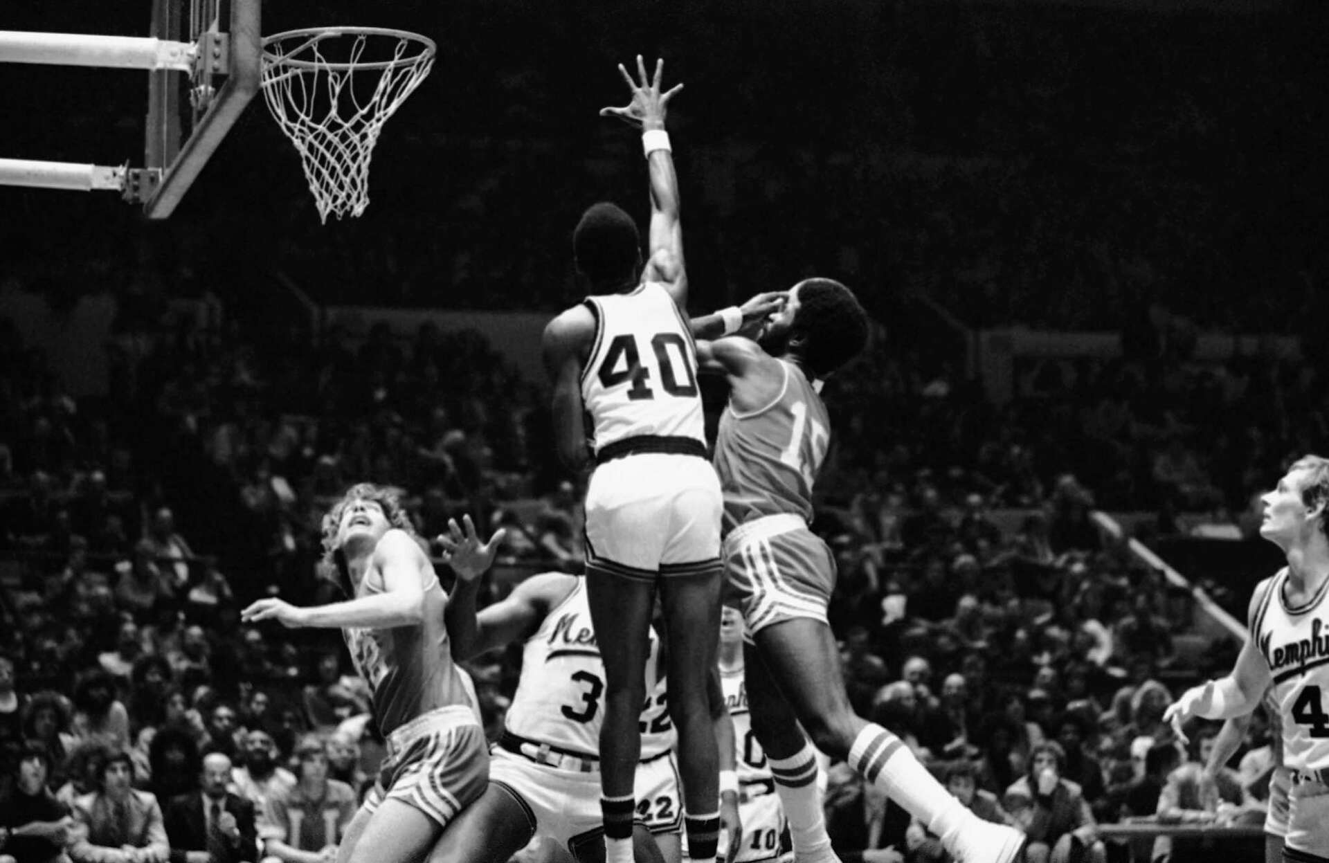 Former Albany star, ex-Knick, 'Ticky' Burden dies