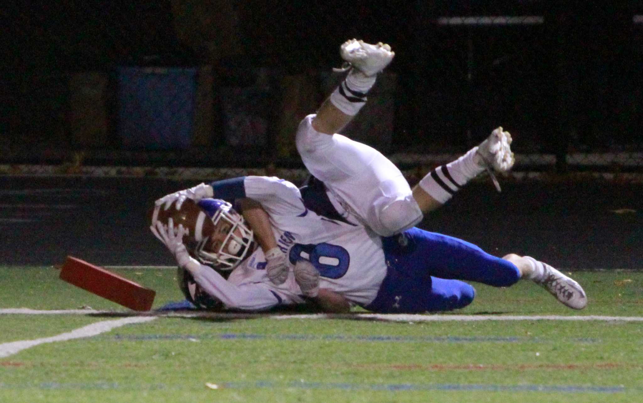 Darien routs Wilton