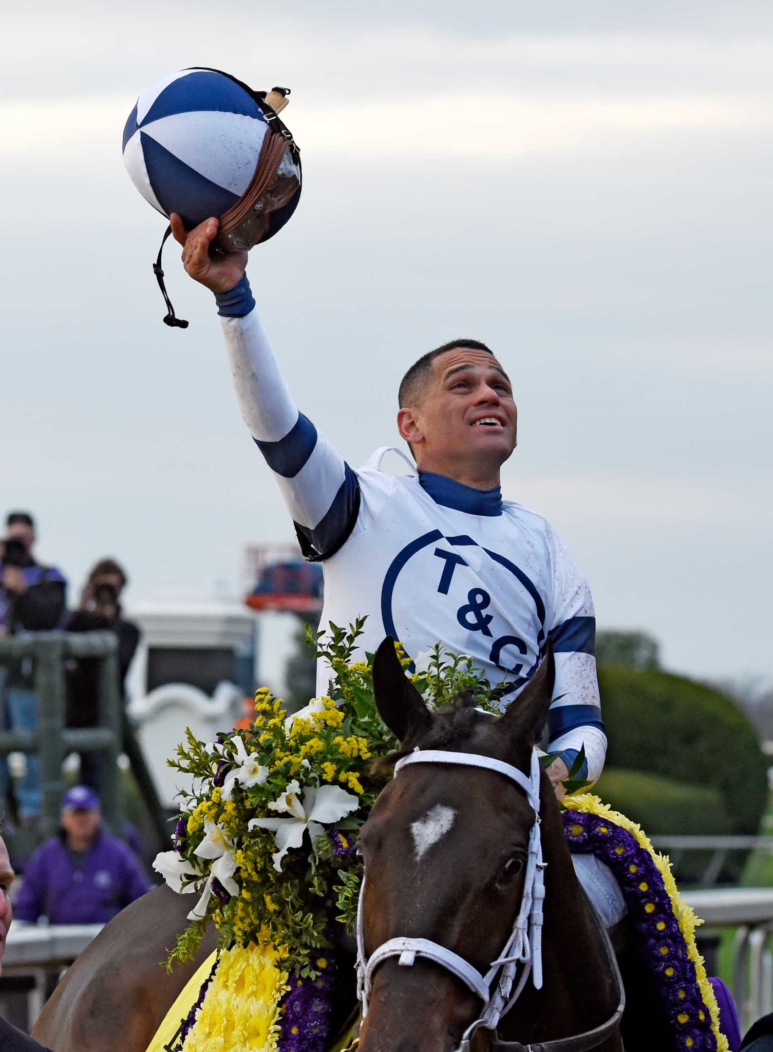 Pletcher breaks fast with 2 wins