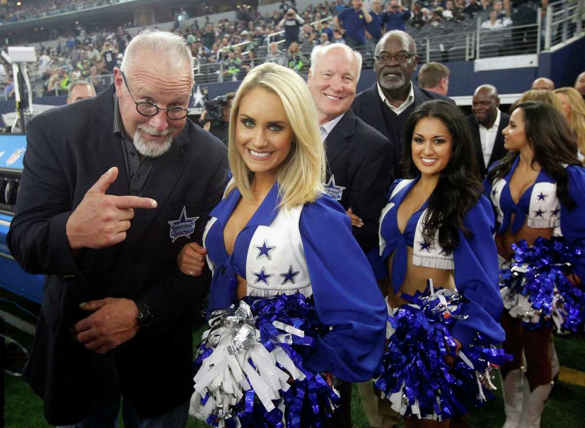 2015 NFL cheerleaders: Week 8