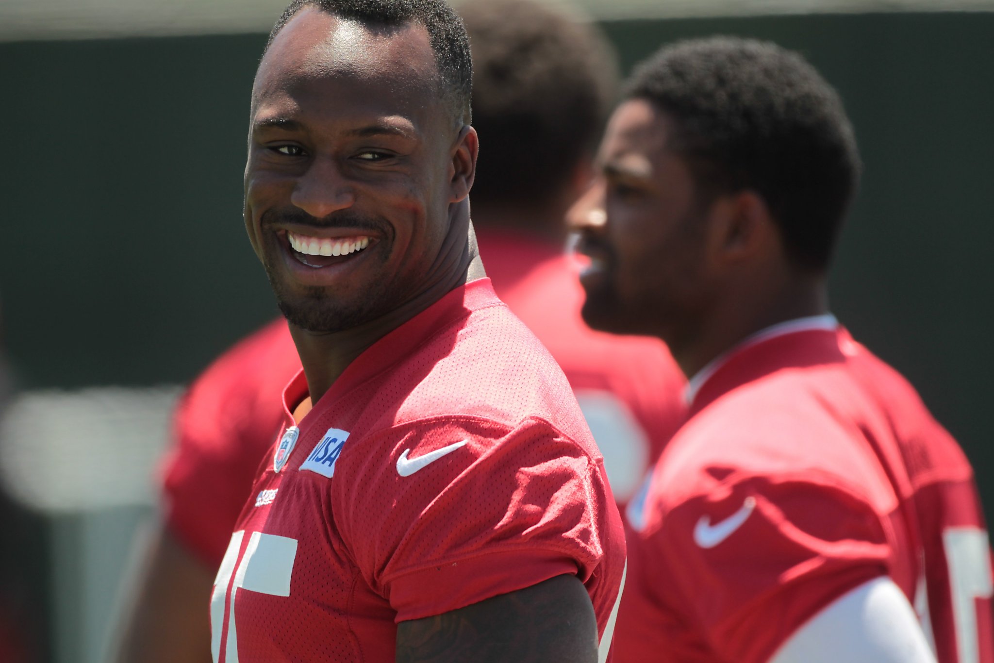 Vernon Davis through the years