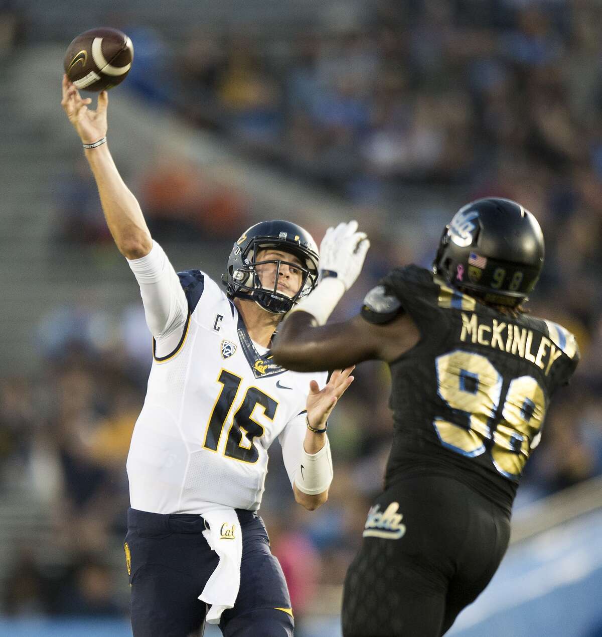 Jared Goff seeks to regain winning touch against Oregon